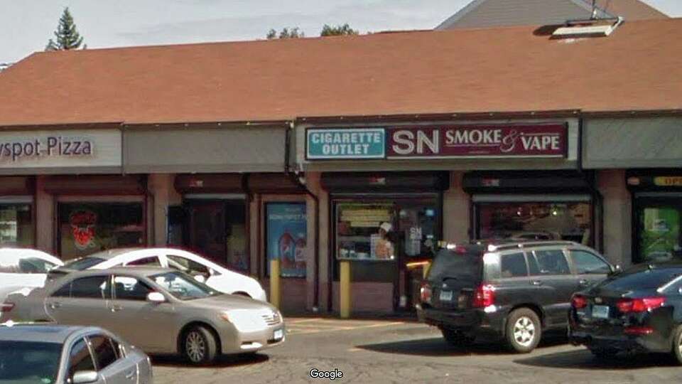 Stratford smoke shop loses lottery, vape licenses after raid: DCP