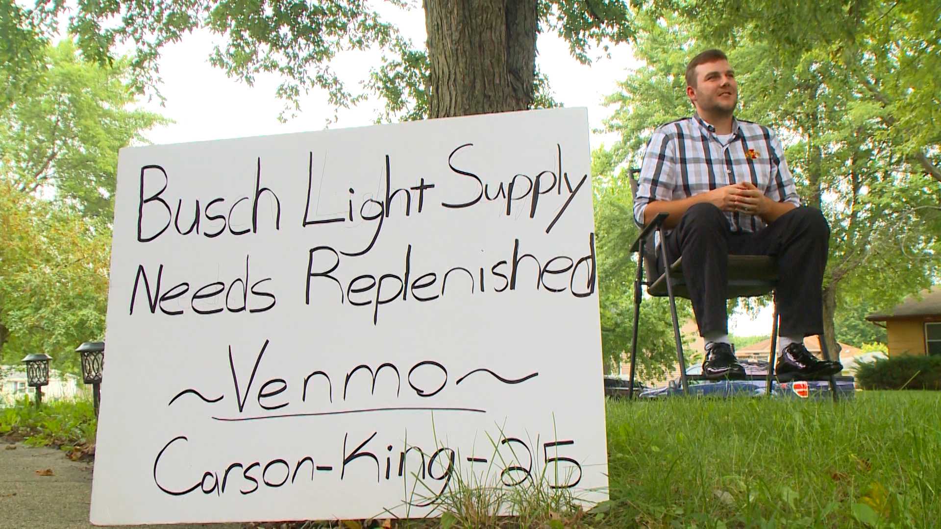 This man's ‘College GameDay’ sign asked for beer money -- now he's ...