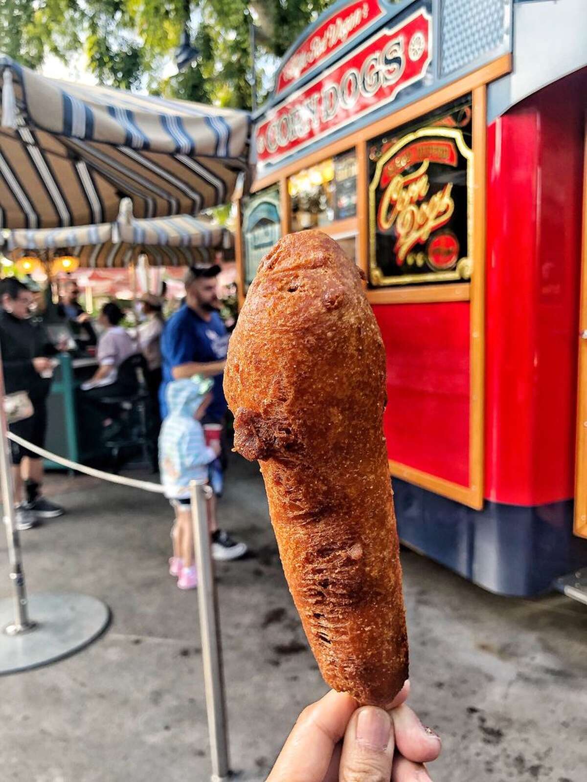 The best things to eat at Disneyland right now (and a few foods to skip)