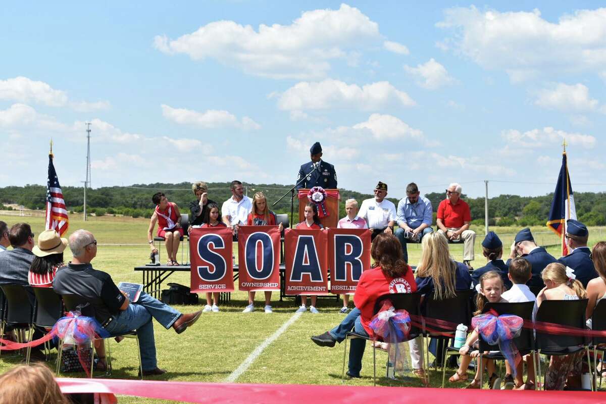 Boerne ISD officials cut the ribbon on new middle school campus named ...