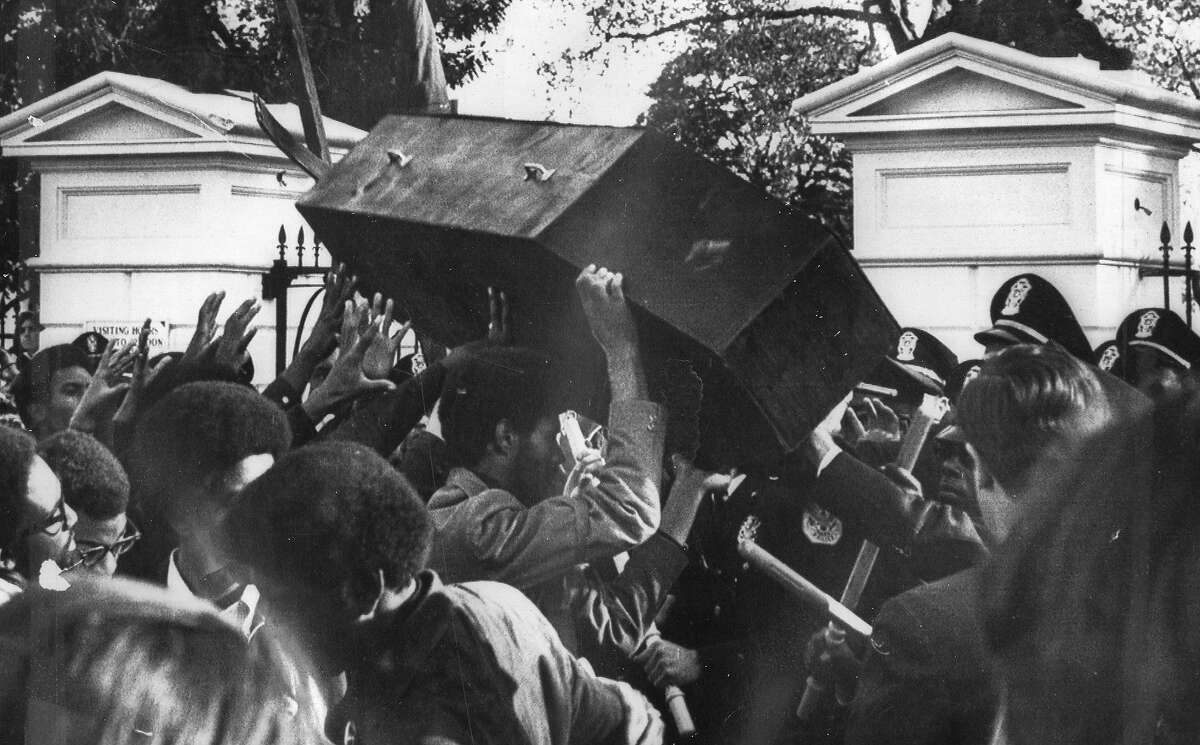 Moratorium Day: When anti-Vietnam War march brought out ‘squares’ and ...