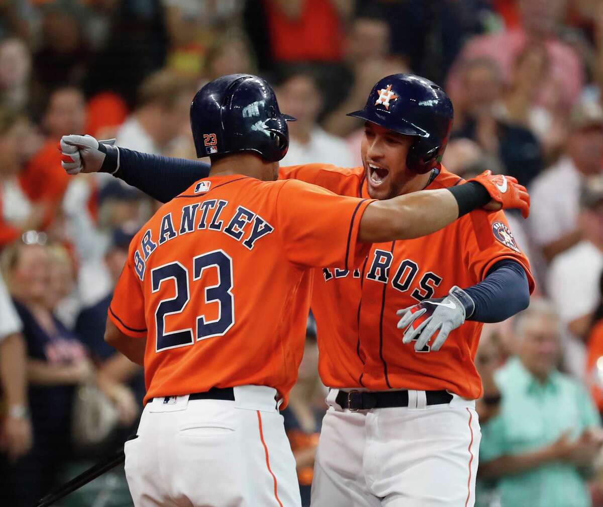 Astros claim third straight AL West title