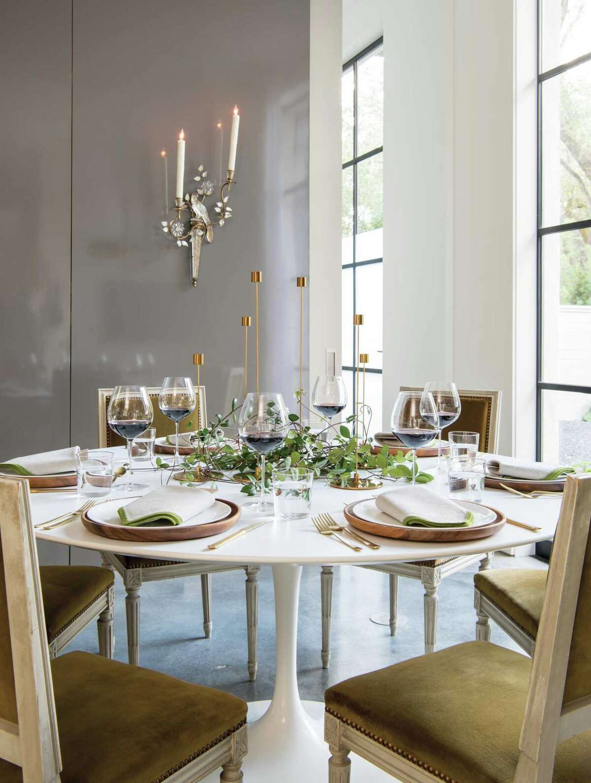 ‘Entertaining at Home’ offers ideas from great hostesses