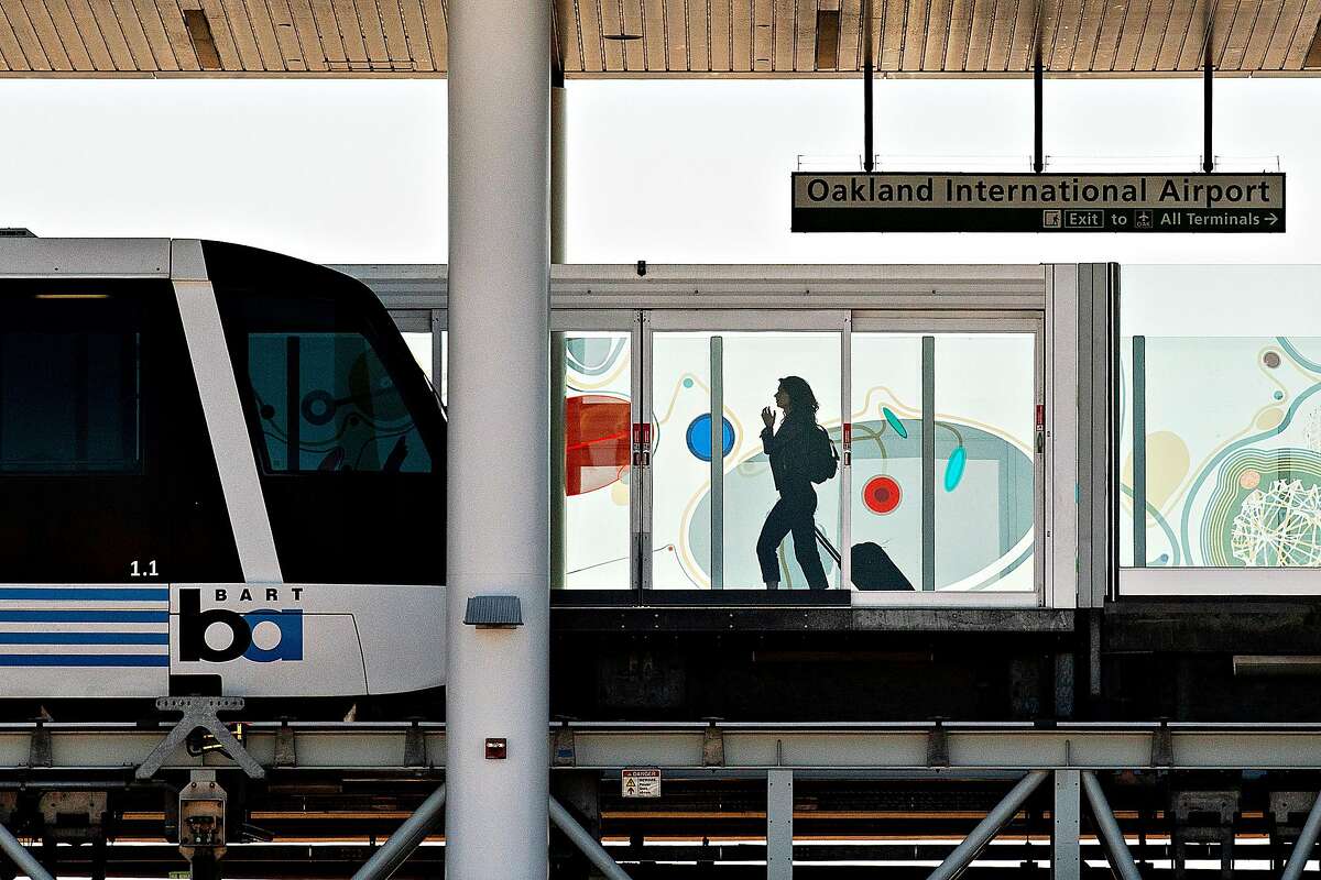 BART shelves costly plan for barrier to keep people off tracks