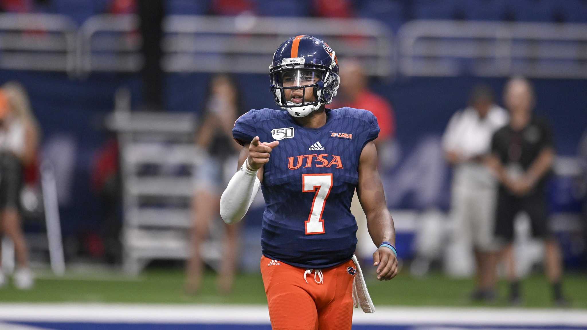 Status of UTSA quarterback Frank Harris uncertain after injury