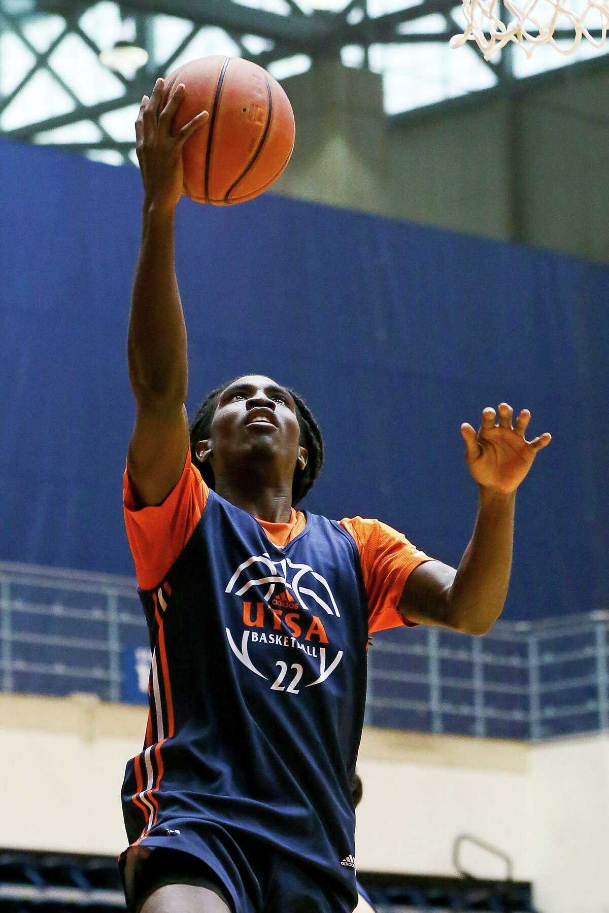 Expectations high as UTSA men's basketball opens practice