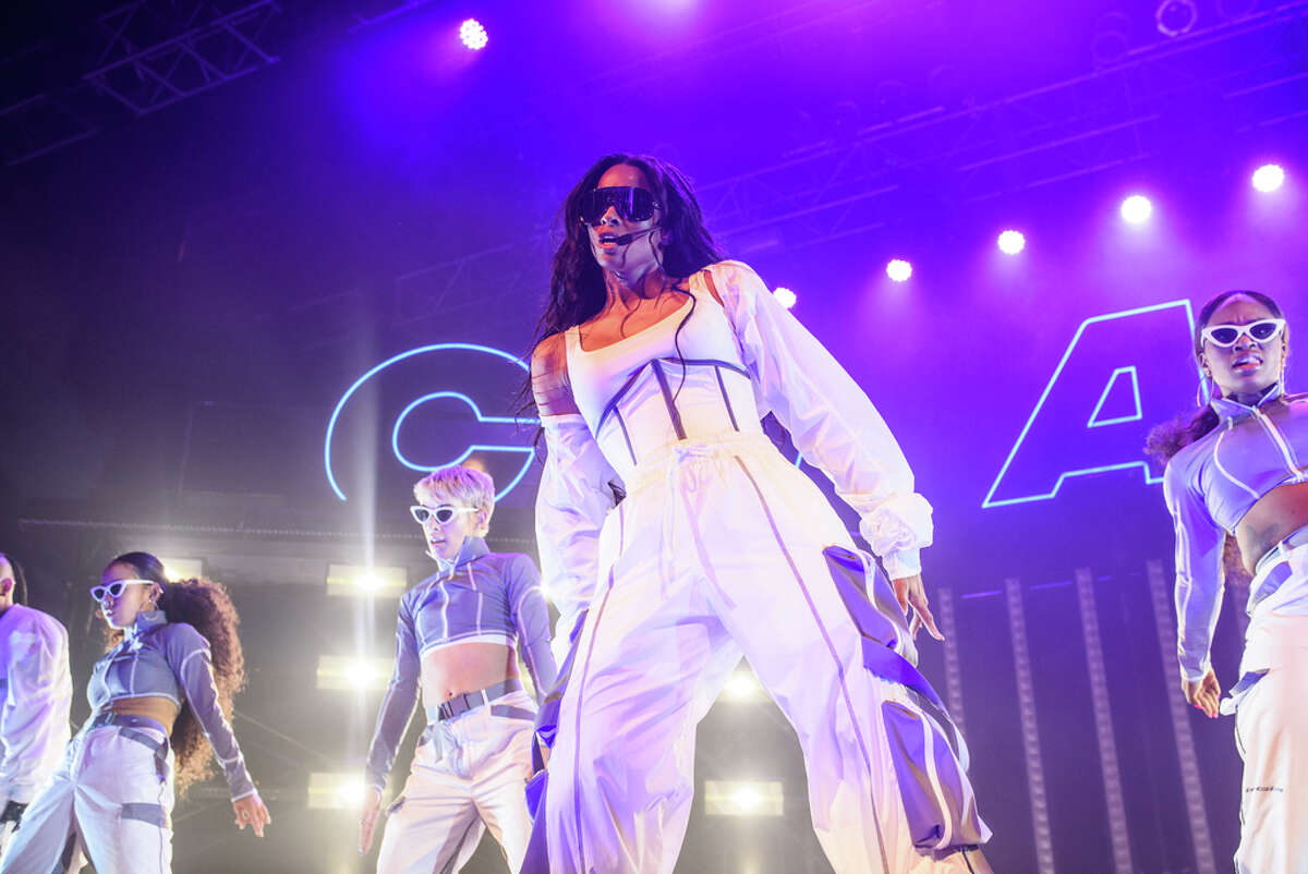 Ciara proves she still has the 'Goodies' at Houston show