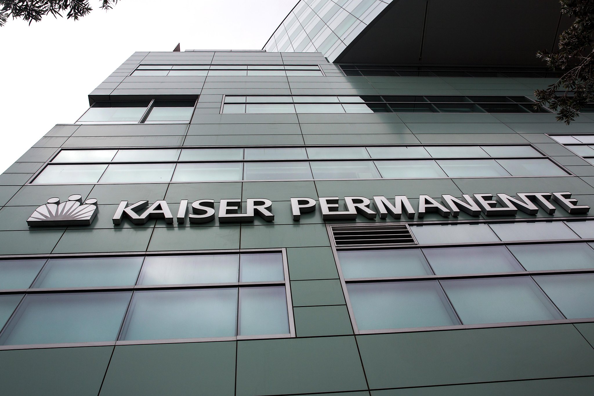 Kaiser strike averted as company and unions reach tentative contract