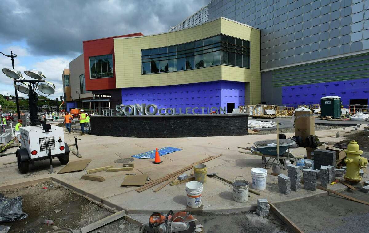 Amazon to open first CT store in The Sono Collection