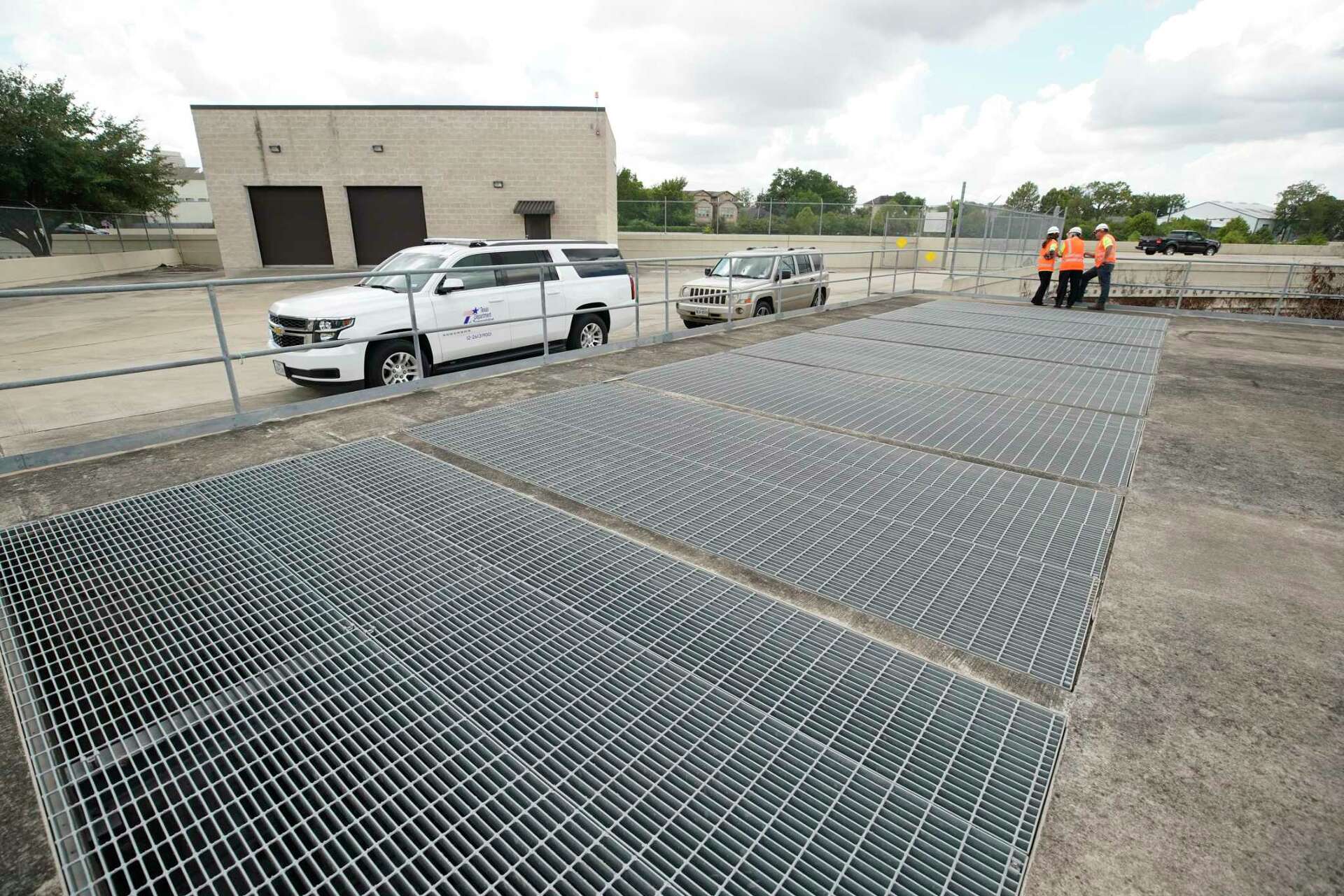 TxDOT pumps up freeway drainage efforts, but cannot curtail every flash ...