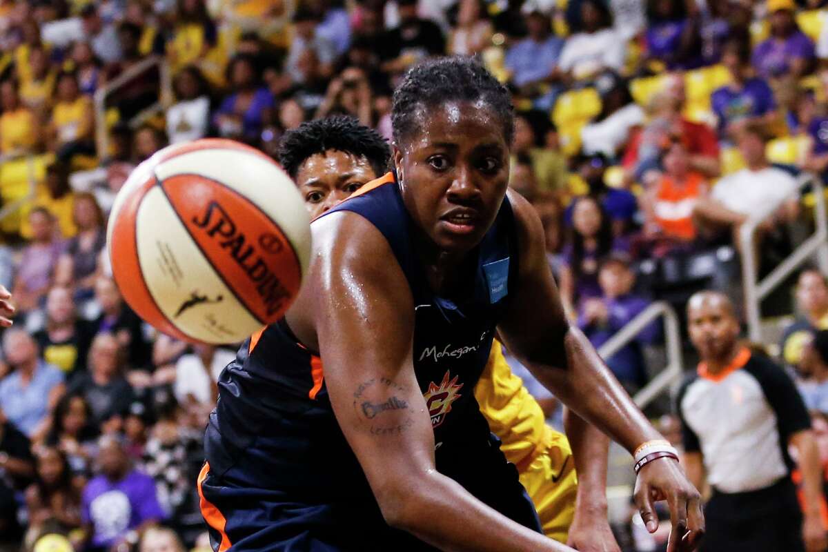 Shekinna Stricklen: Tennessee Vol thriving in Connecticut