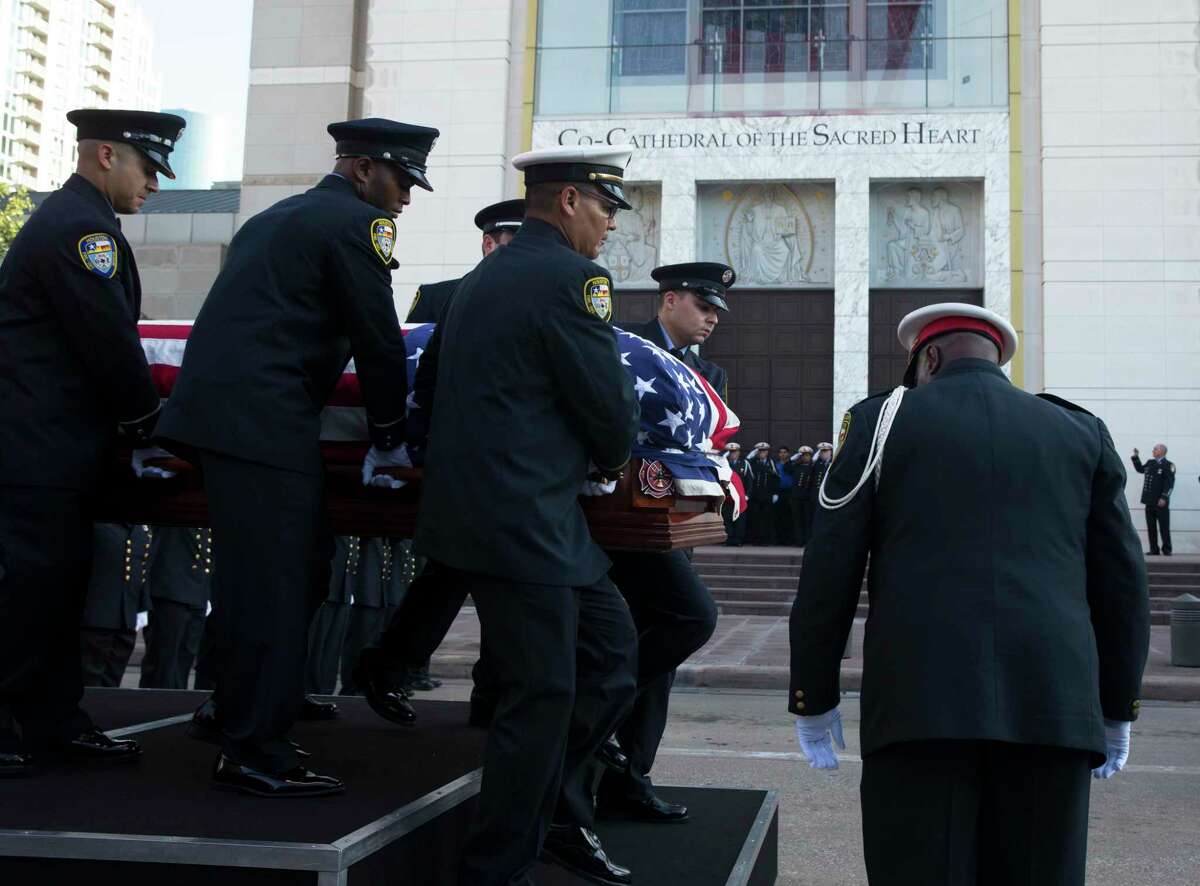 Mourners gather to remember fallen Houston firefighter