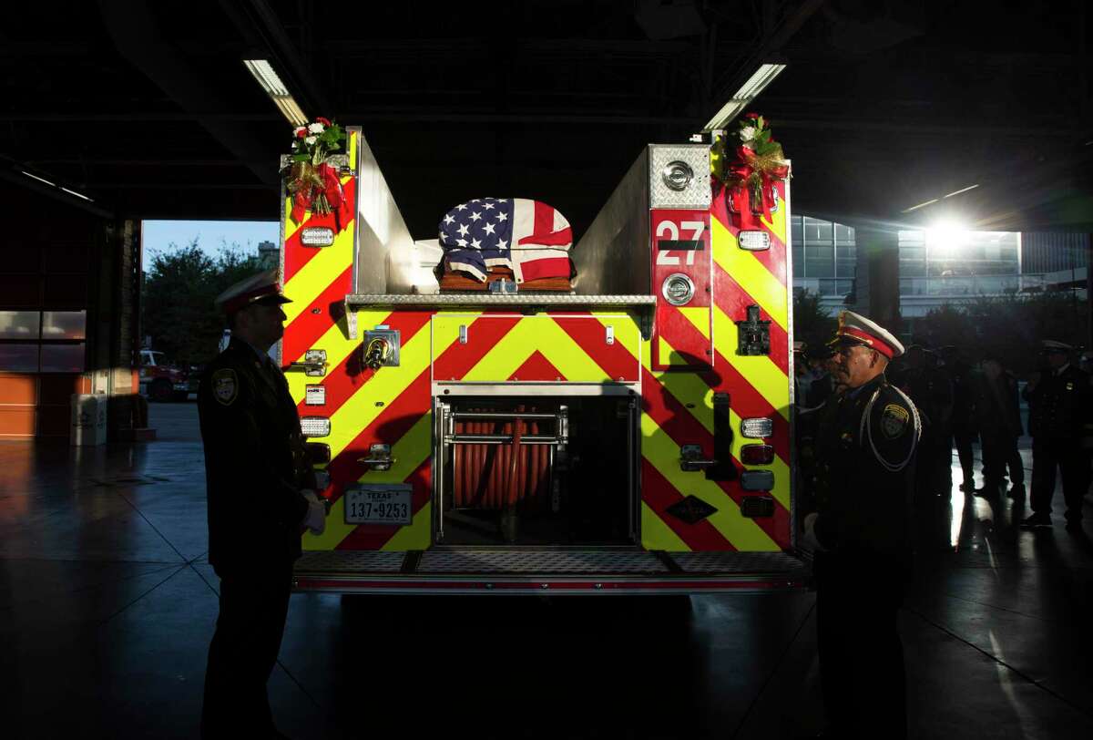 Mourners gather to remember fallen Houston firefighter