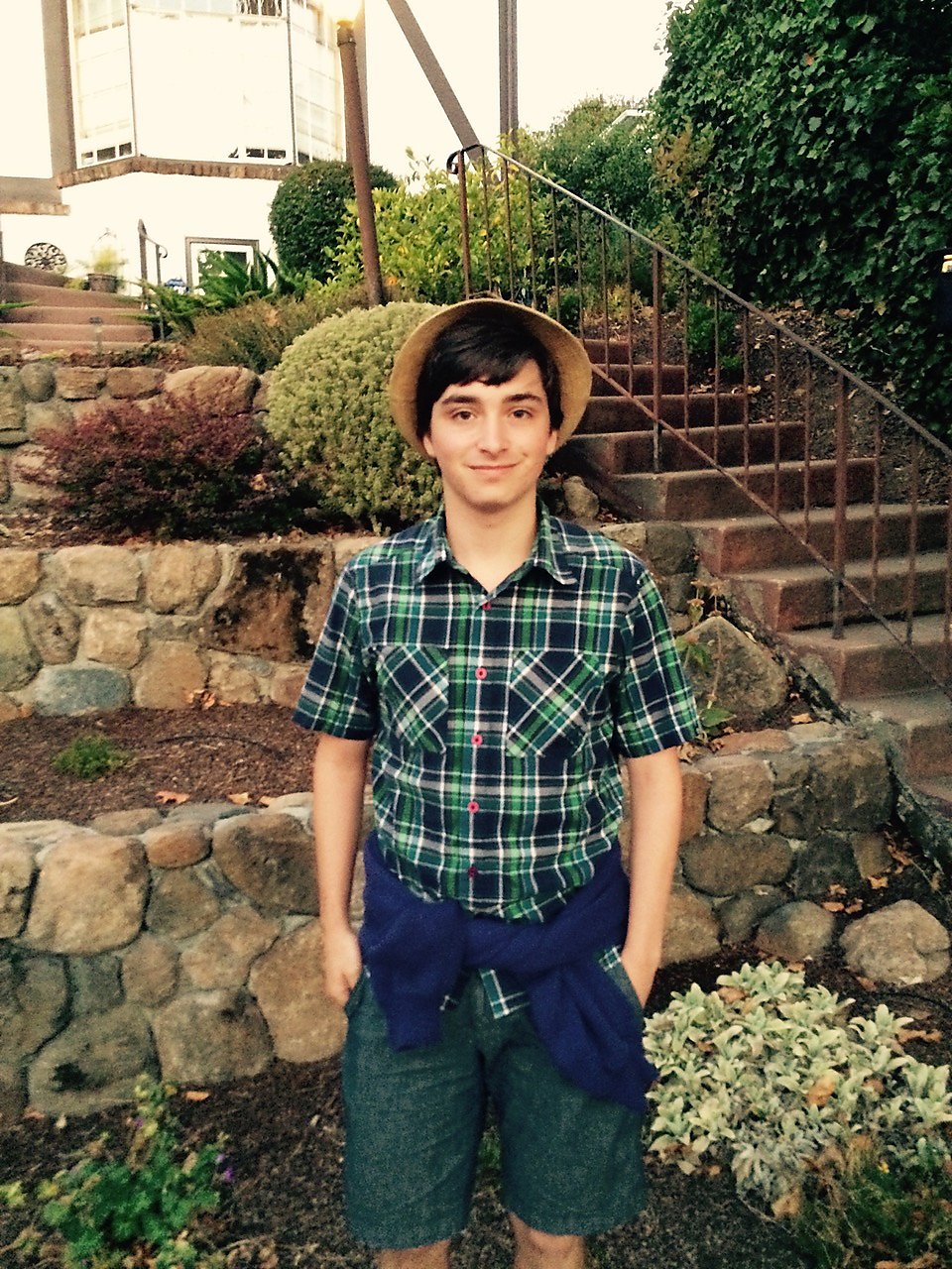Friends, family mourn Piedmont man who campaigned for Warren, died in ...