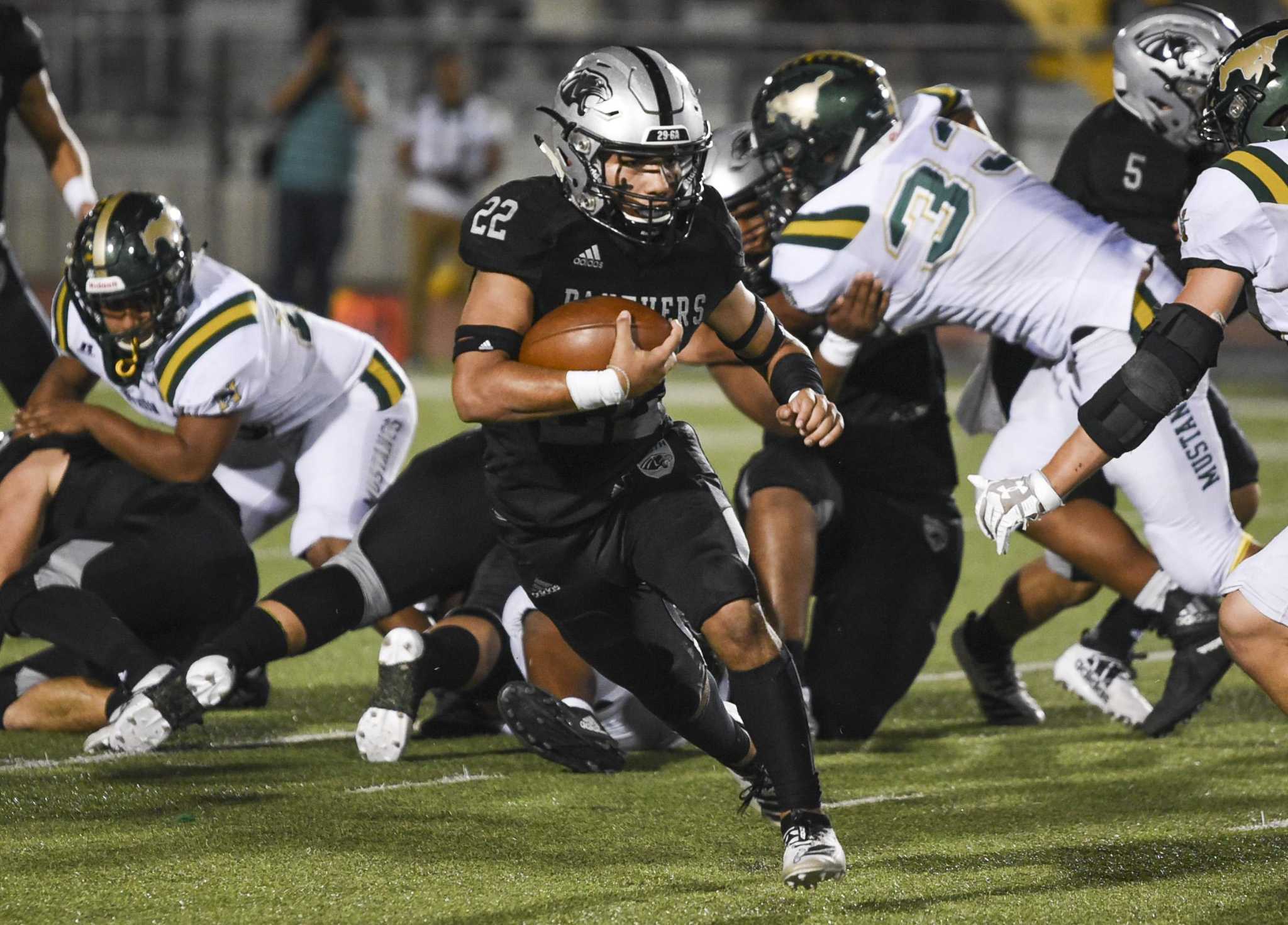 Benavides up for Mr. Texas Football Player of the Week