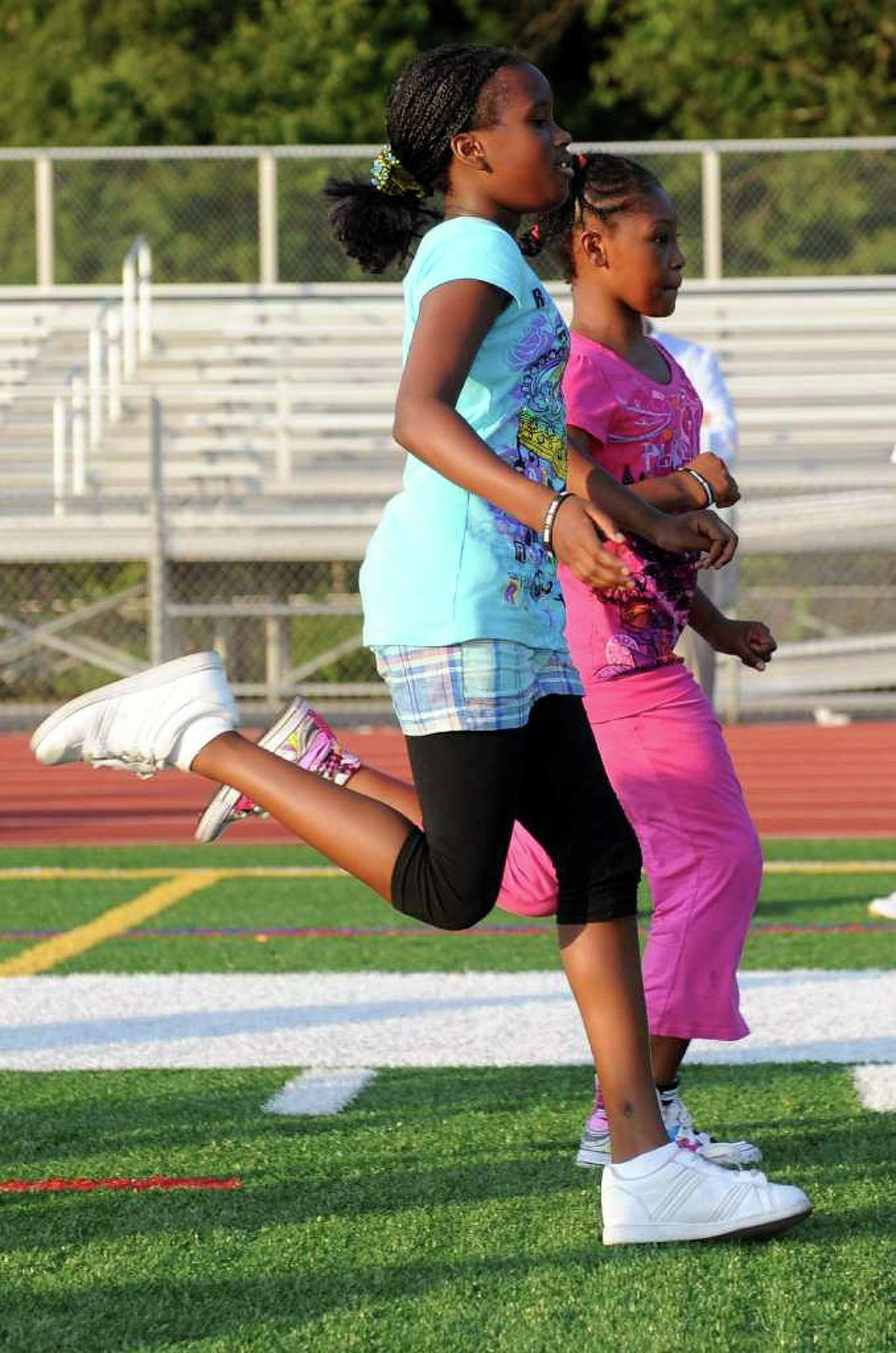 Calvin Murphy returns for Cohen Fitness Academy kickoff