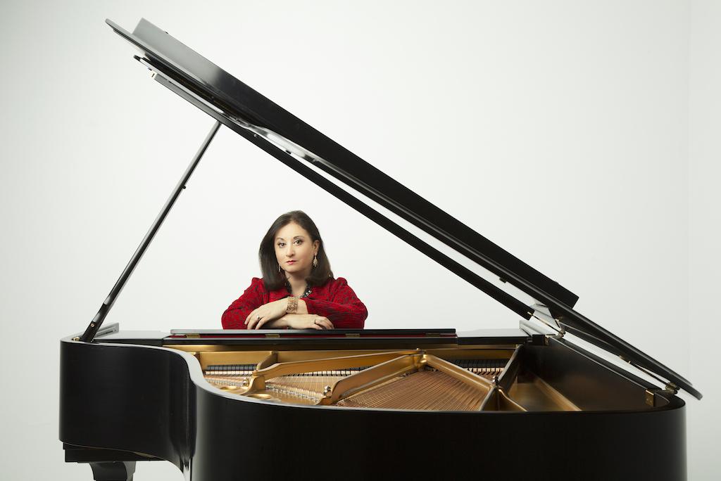 Renowned jazz pianist Renee Rosnes comes to Wilton
