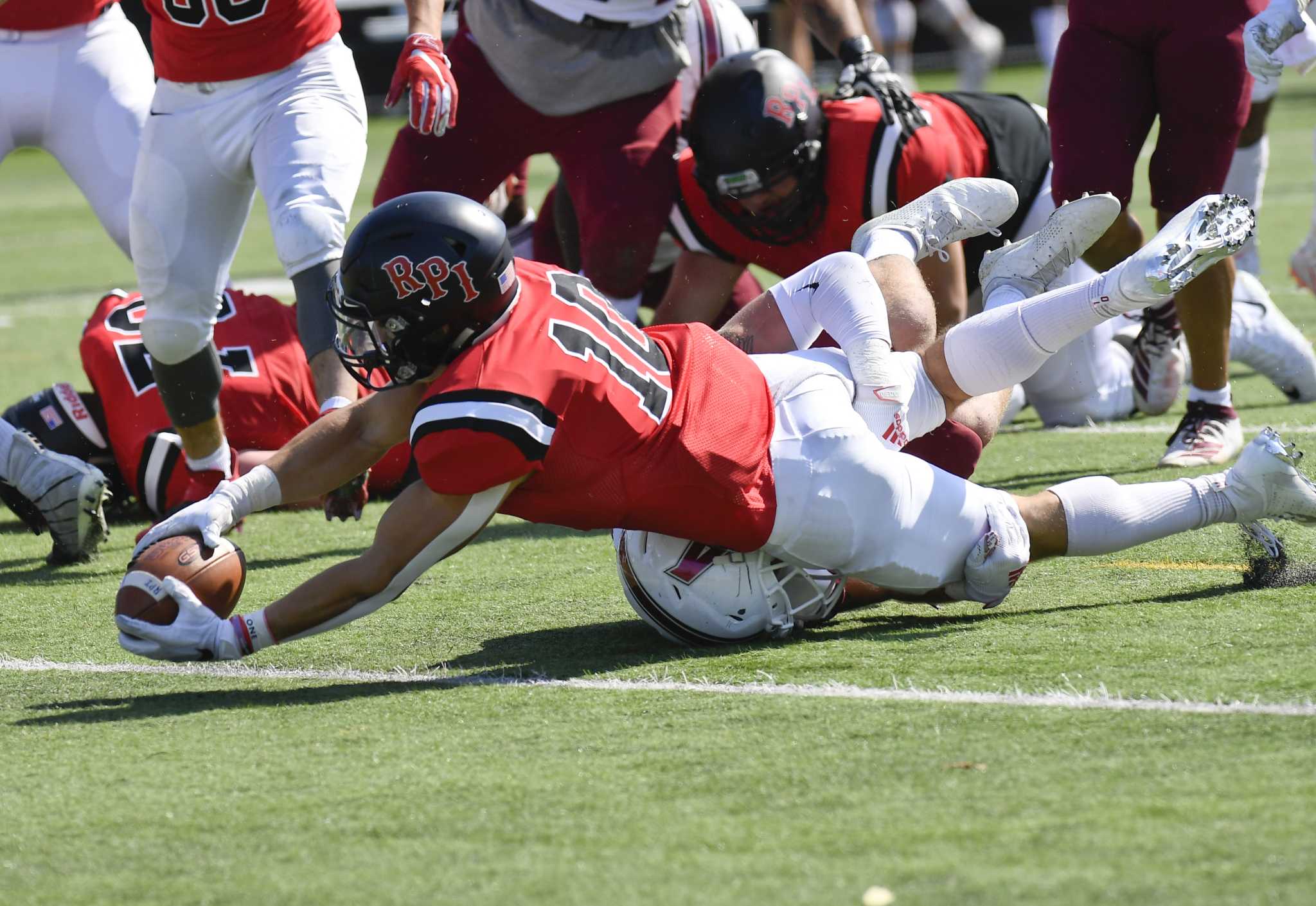 RPI football able to look ahead during easy victory