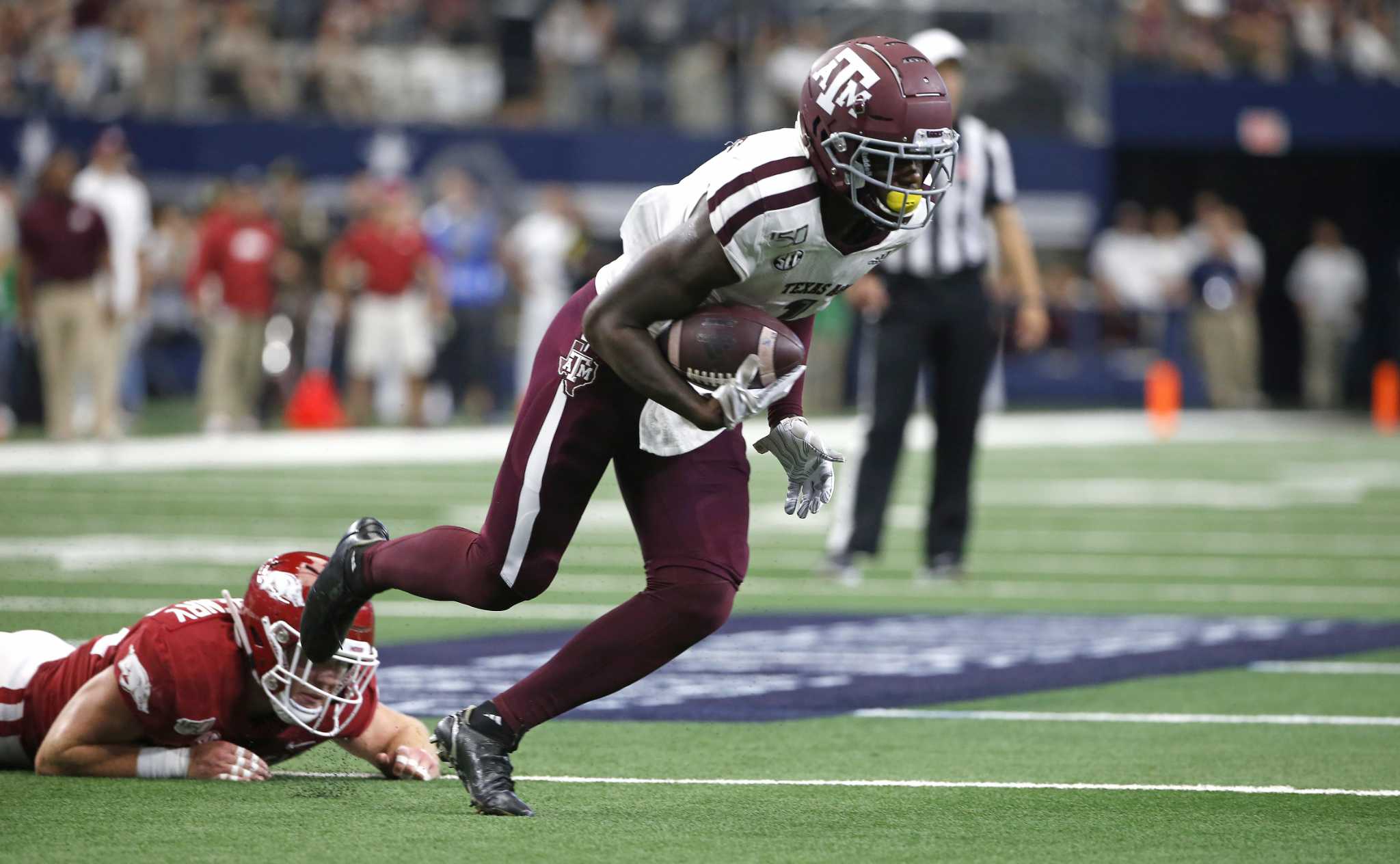 Aggies’ Quartney Davis declares for NFL draft