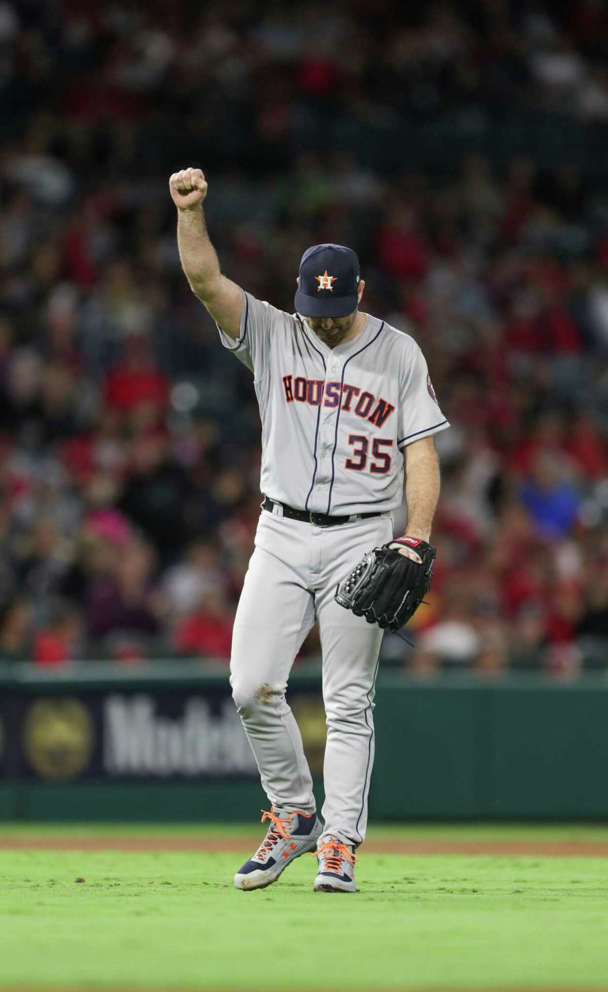 Astros' Justin Verlander joins 3,000-strikeout club