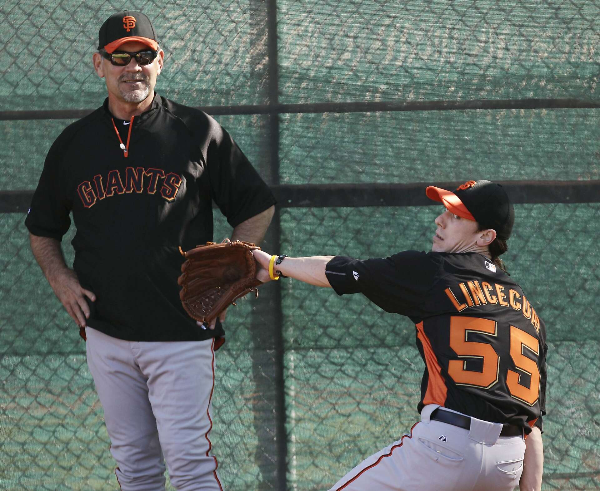 Four years later, Tim Lincecum returns to the Giants to honor Bruce Bochy