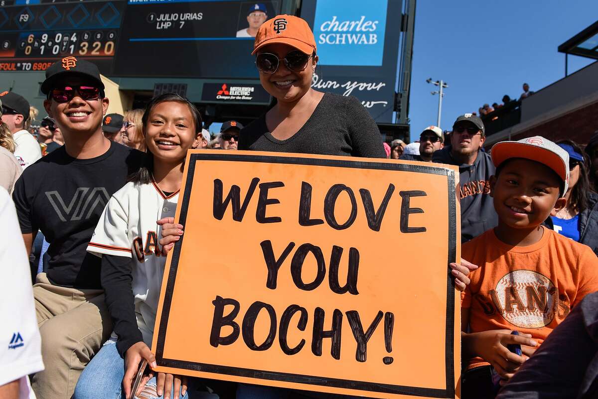 Bruce Bochy breaks baseball’s golden rule on his final day