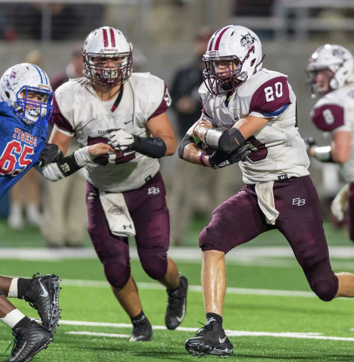 East Bernard, Tidehaven meet for first time since regional football final