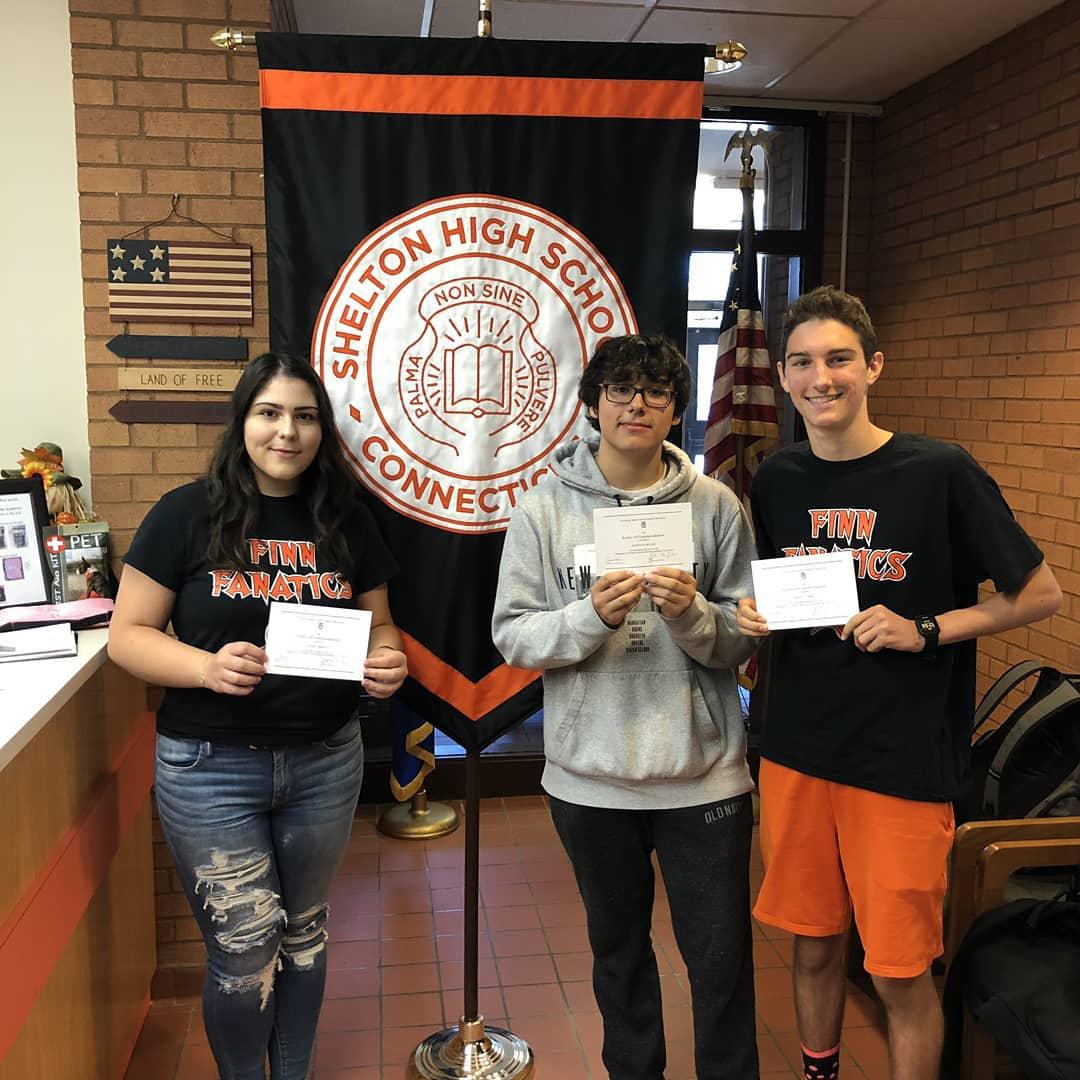 Shelton High students earn academic honors