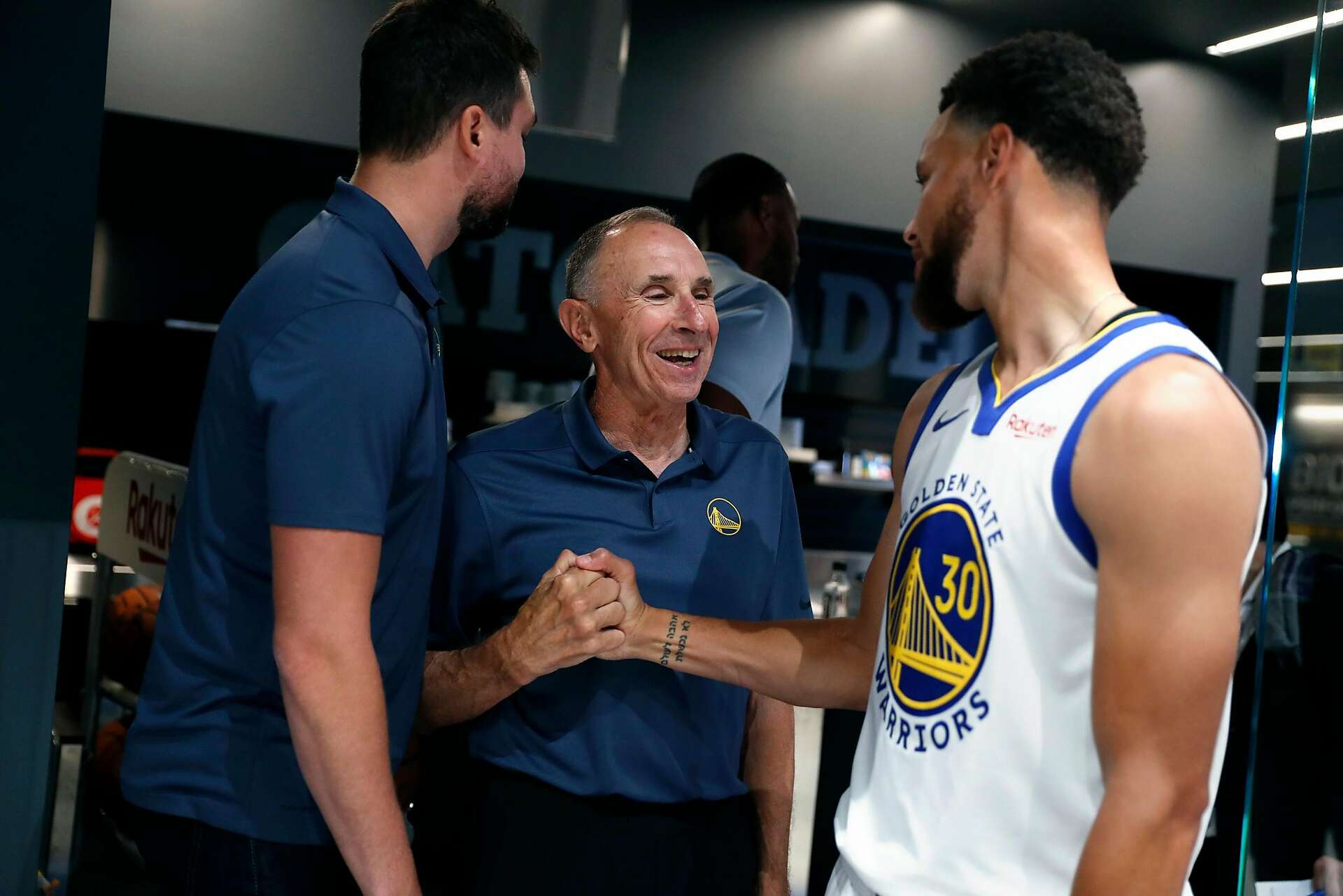 Ron Adams is traveling less, but he’s still a big asset for the Warriors