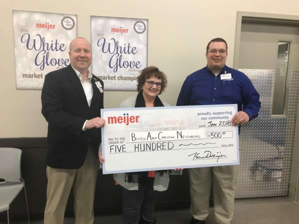 Giving back: Meijer donates to local food pantries, programs