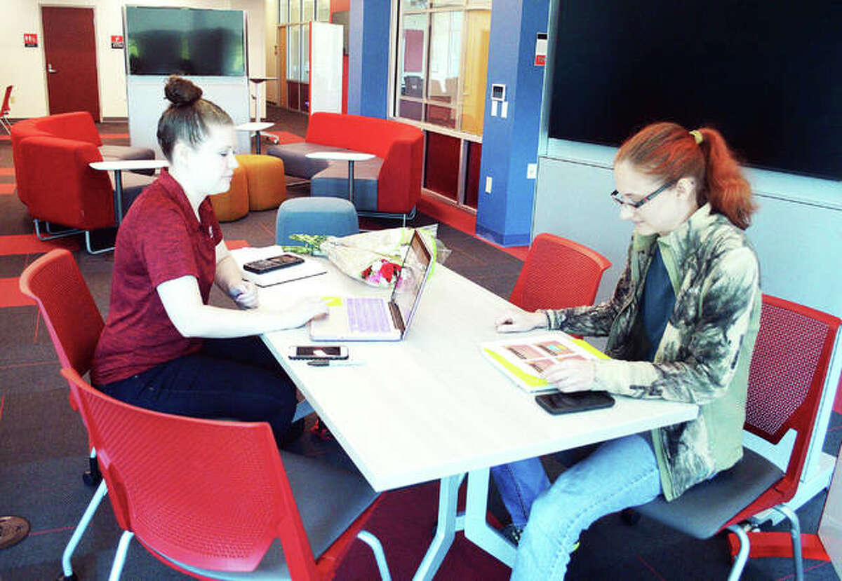 Innovation Loft provides work space for SIUE engineering students