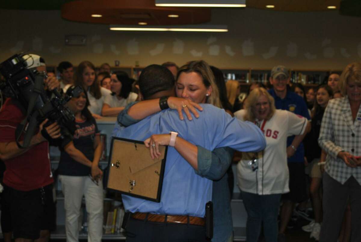 Spring Branch ISD principal receives Ashley HomeStore’s Red Apple Award