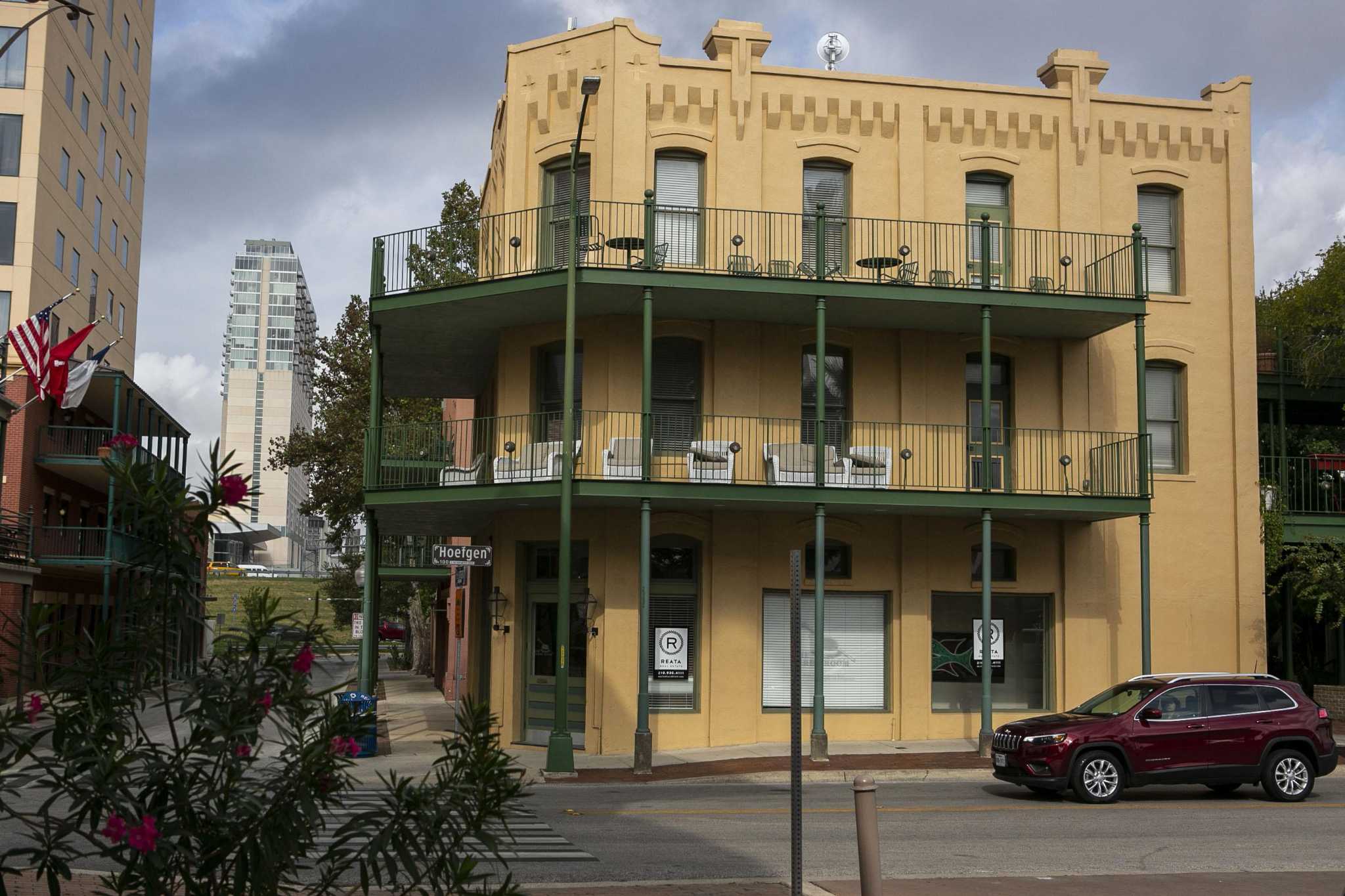 Odd street names and groupings abound in San Antonio