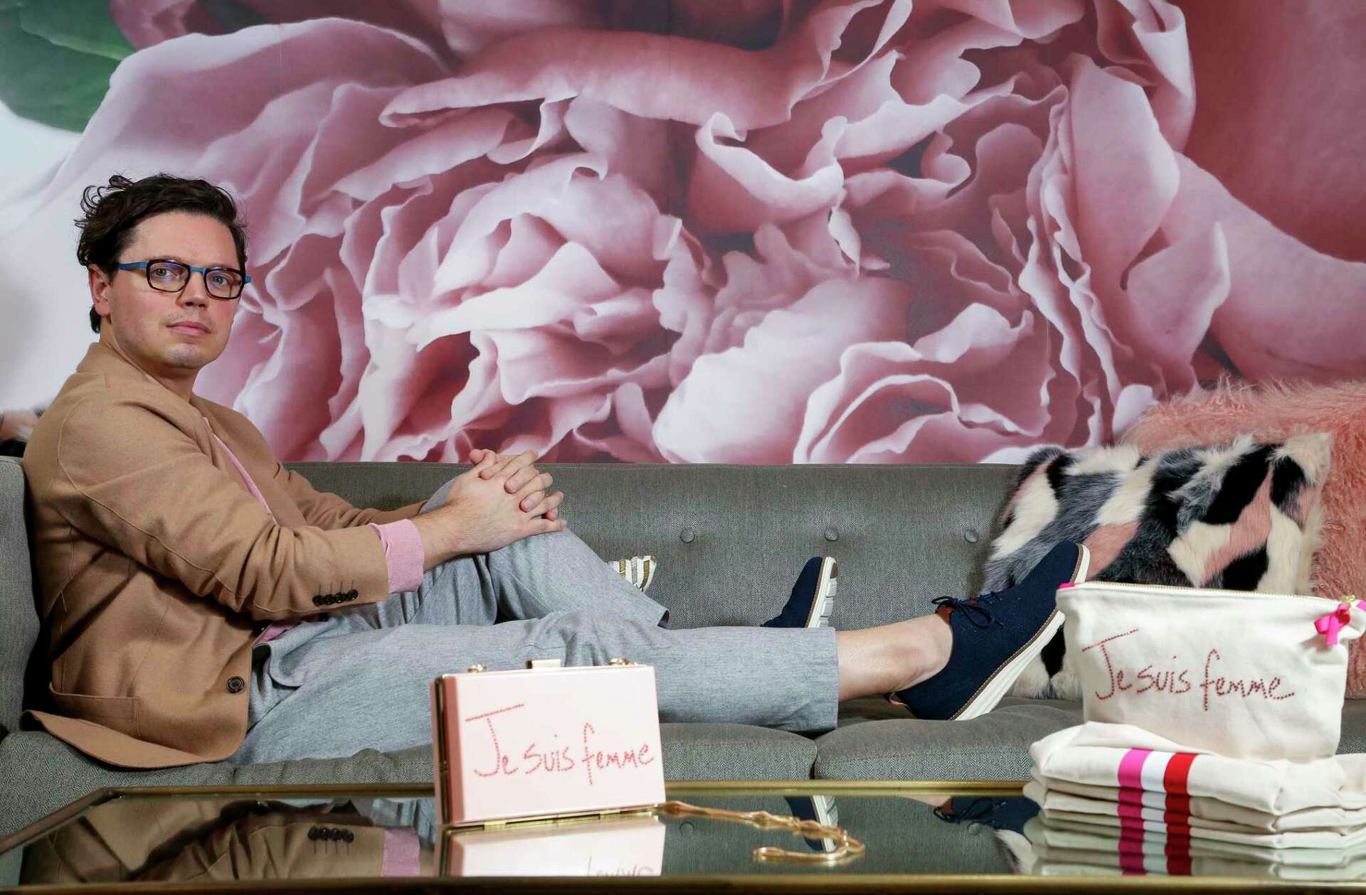 Houston designer David Peck creates limited-edition bags benefiting Komen