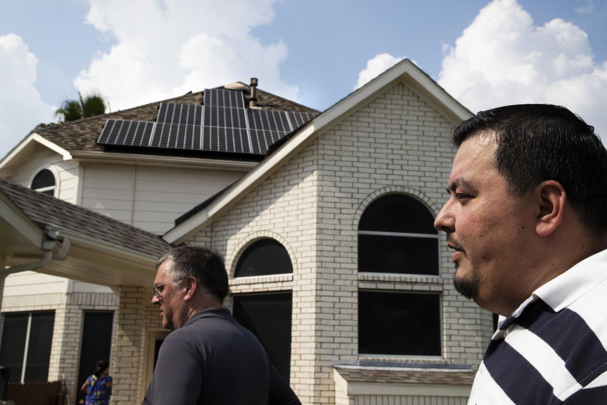 Sunnova: Solar should be part of federal aid package