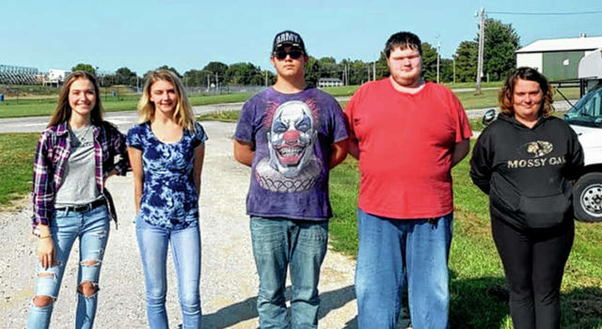 FFA students participate in horse judging