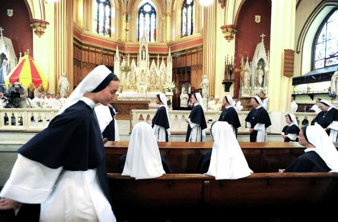 Ten nuns join Sisters of Life community in Stamford