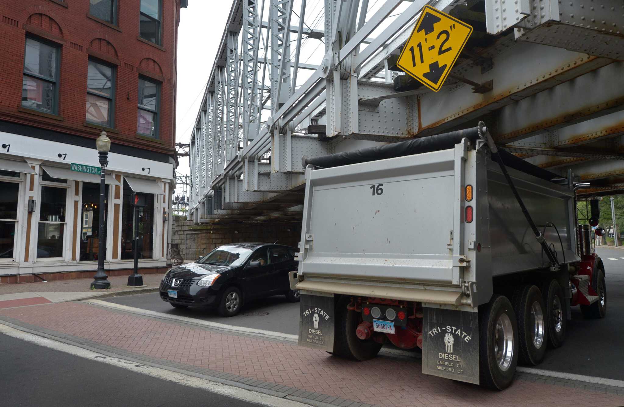 Bridge strike in Norwalk delaying trains