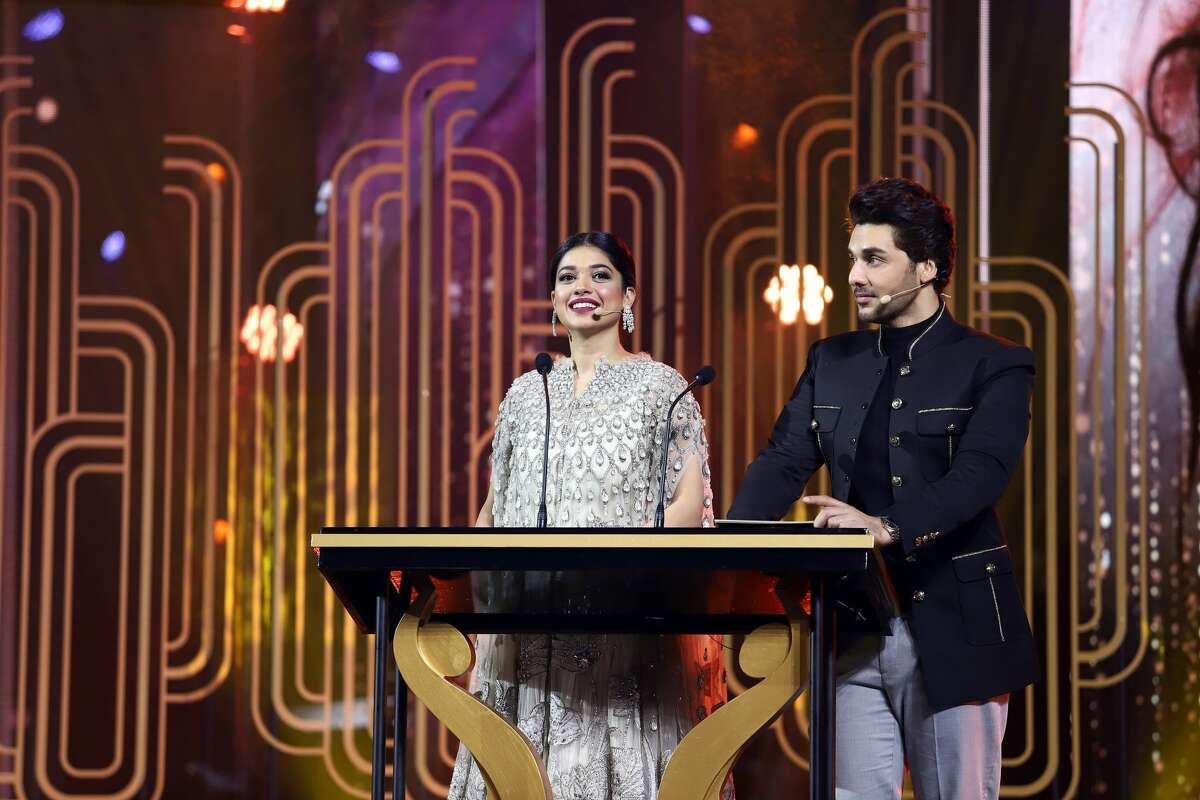 Pakistani HUM TV awards show takes center stage in Houston