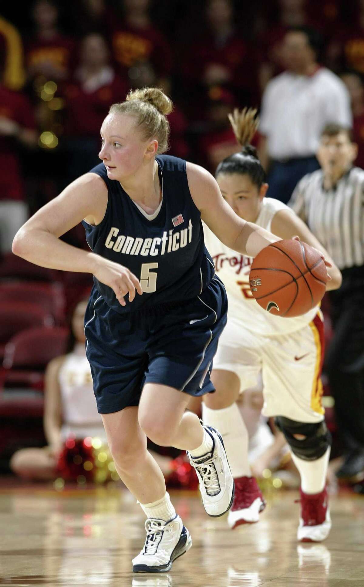 Former Seymour and UConn standout Conlon named next girls head coach at ...