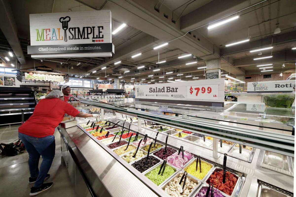 Check out H-E-B’s new Buffalo Heights grocery store