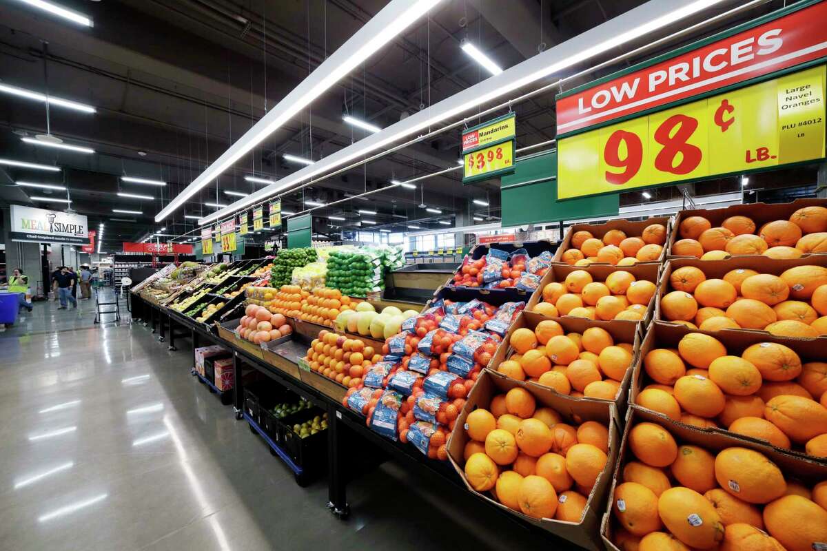 Check out H-E-B’s new Buffalo Heights grocery store