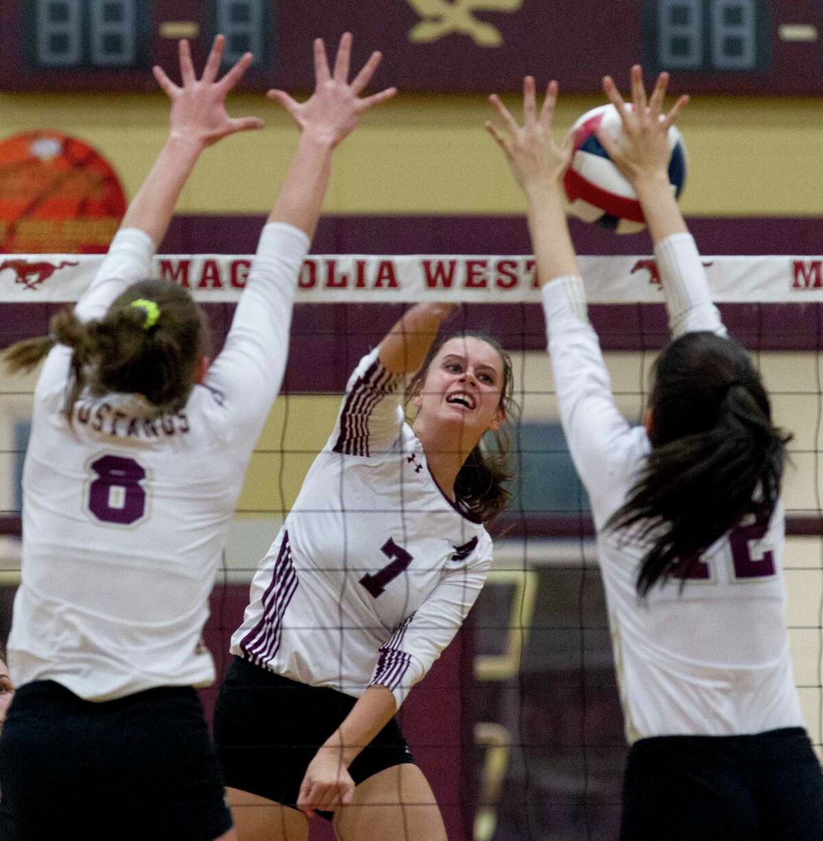 VOLLEYBALL: Magnolia West completes season sweep of Magnolia