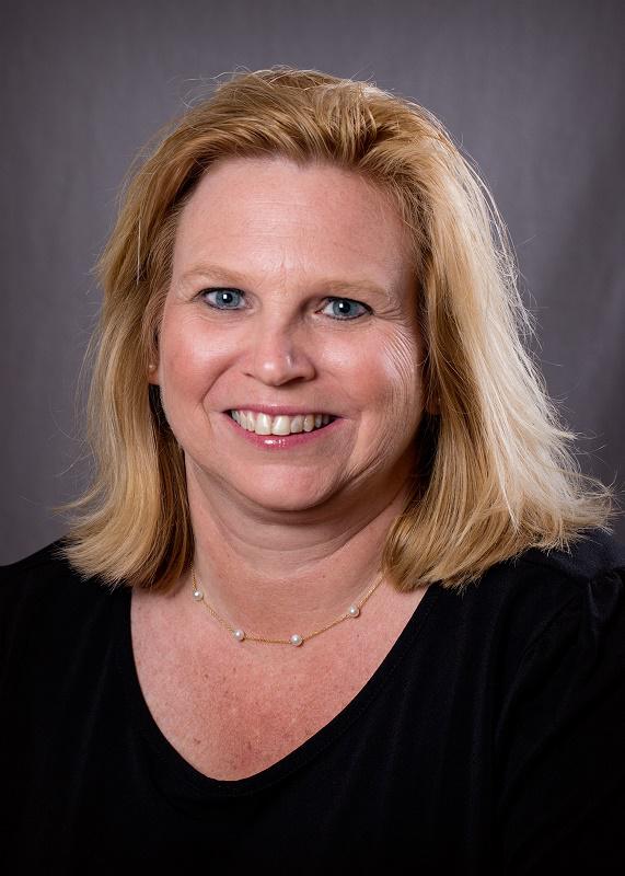 Amity Board of Education candidate: Amy Esposito