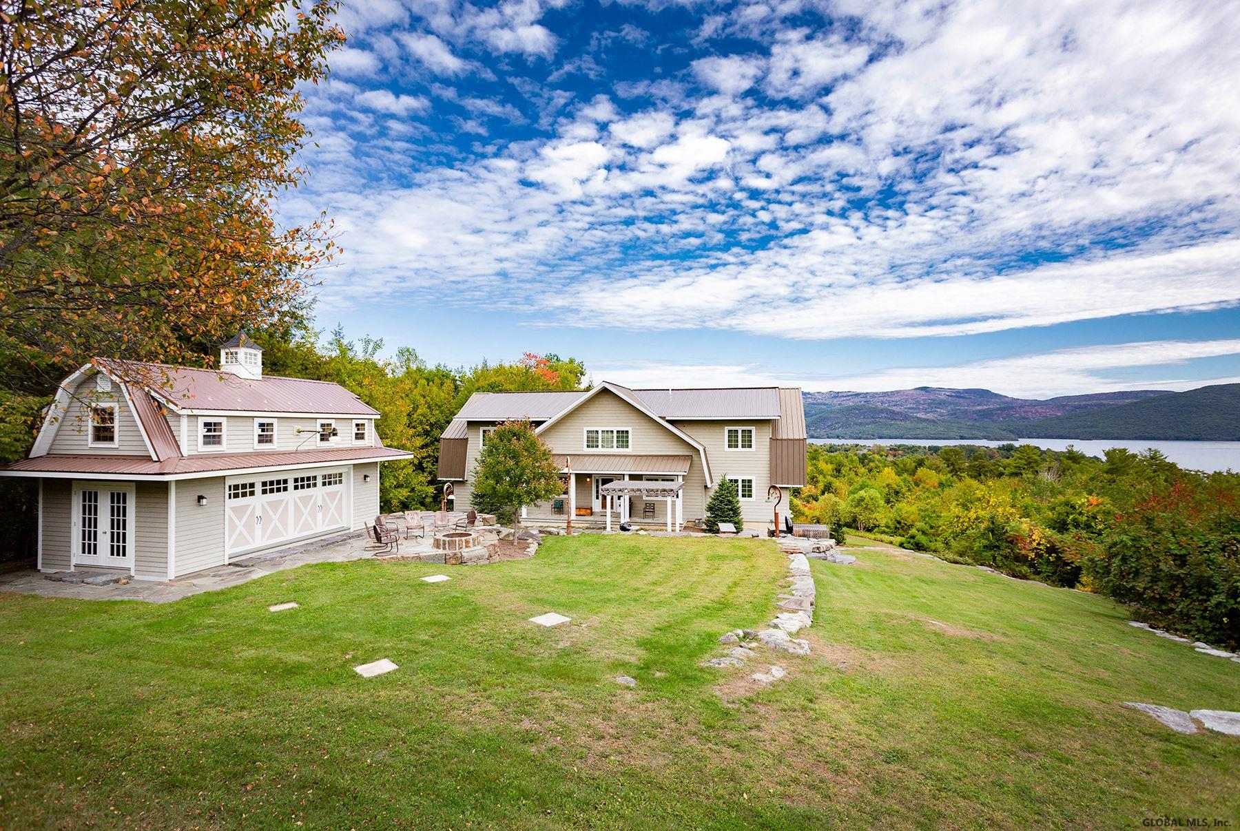 Photos: 4 made-for-fall houses on the market