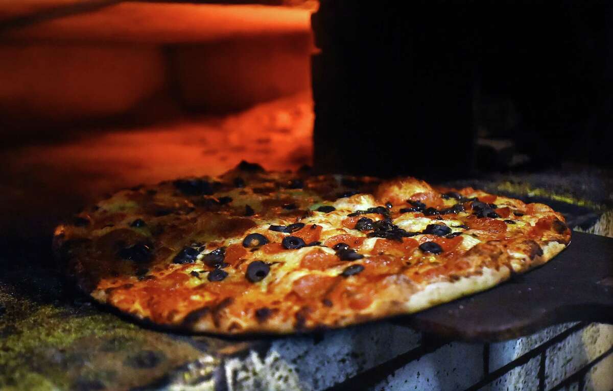 New Haven’s popular Sally’s Apizza to open in SoNo Collection