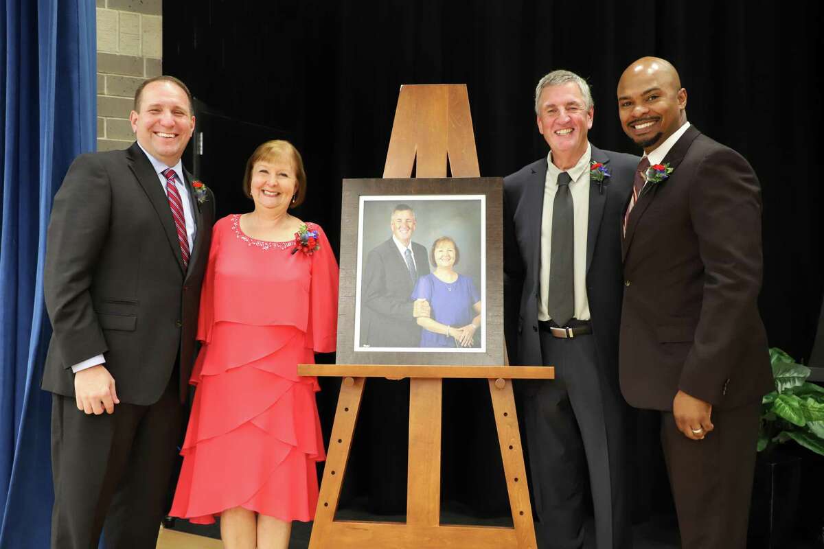 Suchma Elementary dedication honors namesakes, teachers from Conroe ISD