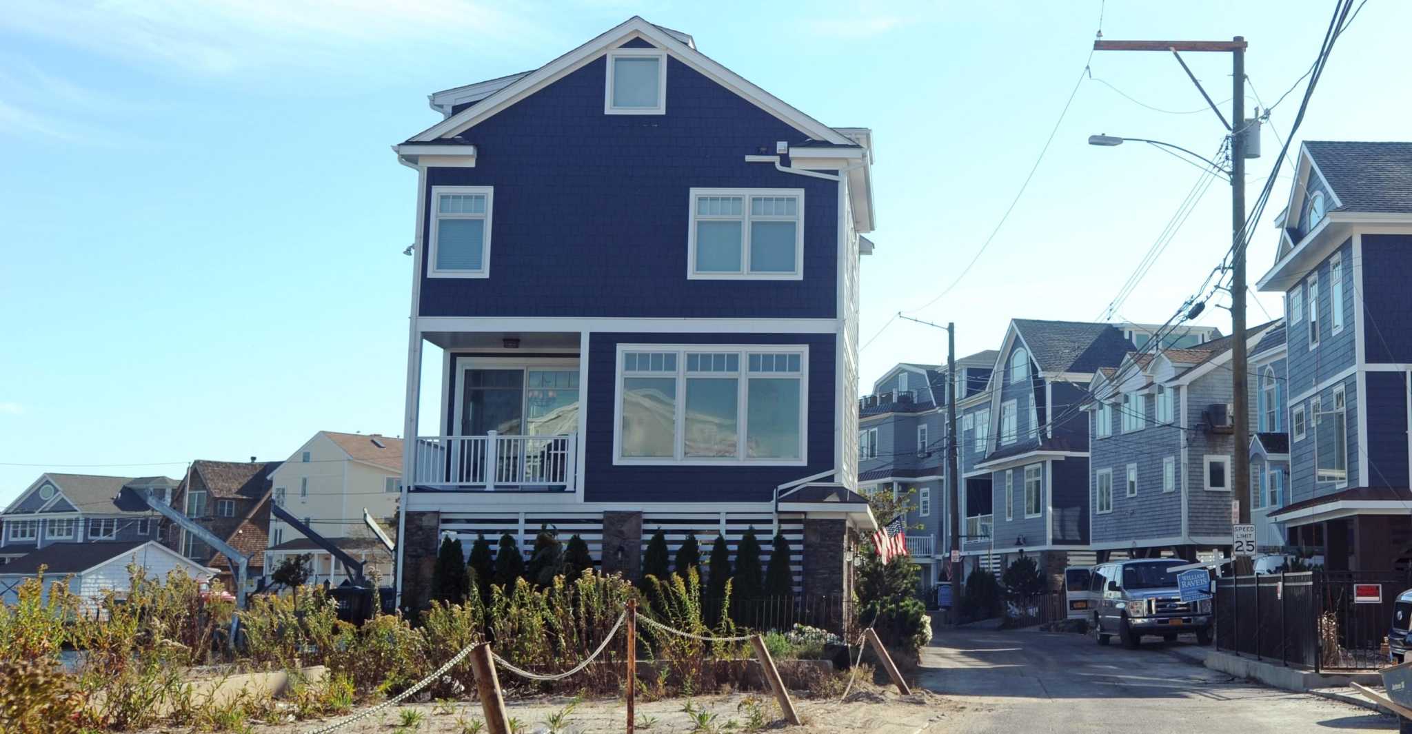 Flooding expected on Fairfield Beach Road