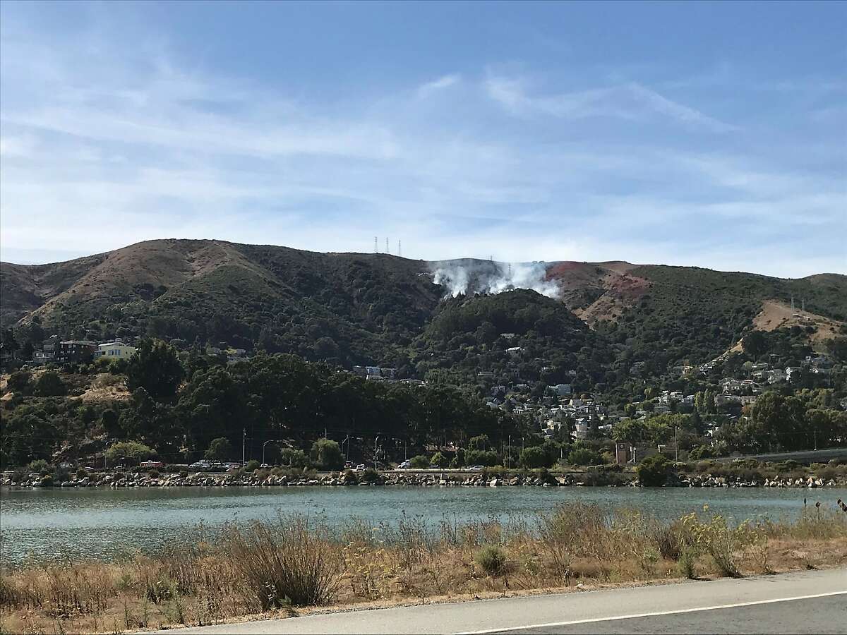 As PG&E shuts off power, fires erupt in San Bruno Mountain, Moraga
