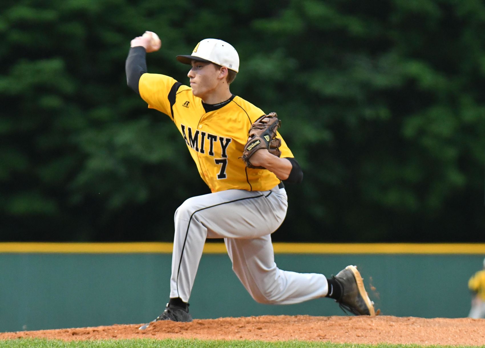 Baseball: Ridgefield edges Amity in 10 innings to reach Class LL final